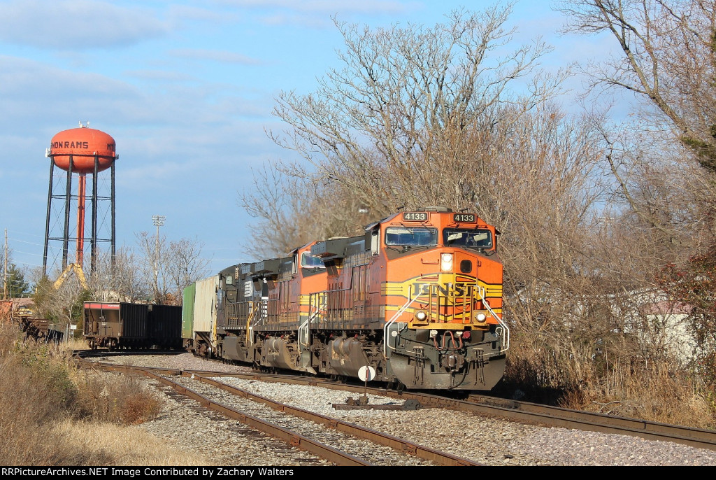 BNSF 4133 4962 NS 9276